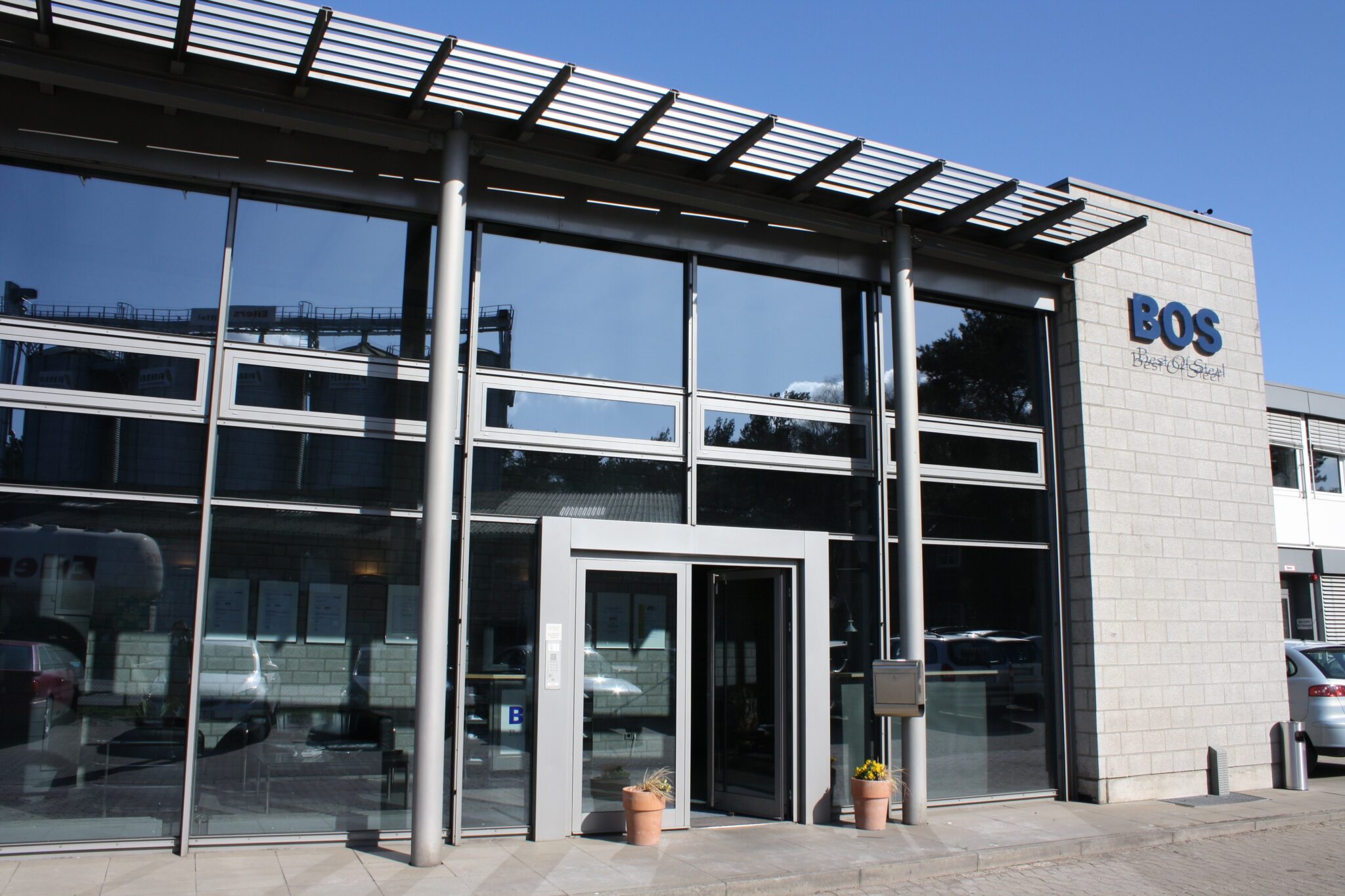 Herzlich Willkommen: BOS Best of Steel - Wirtschaftsvereinigung für den ...
